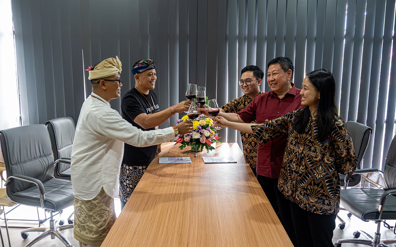 Pramana Experience Signs MOU for Hotel & Resorts in Bali